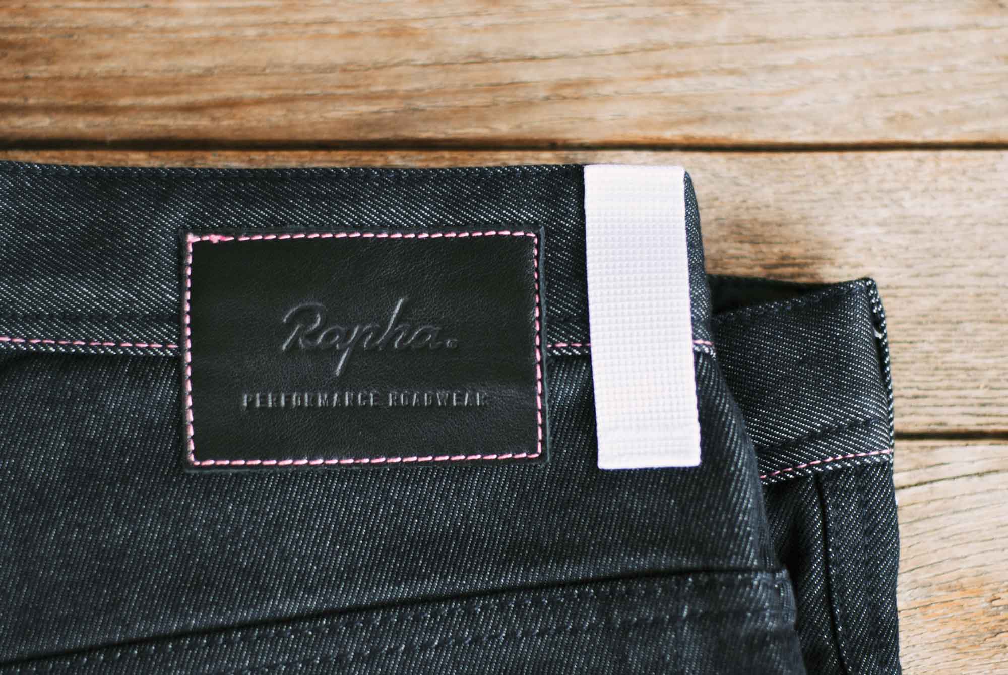 What shoes would you pair with these jeans? : r/malefashionadvice